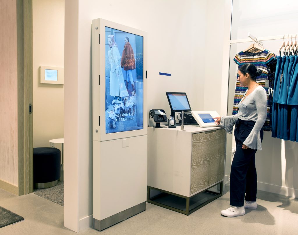 Tablet Vs Computer Kiosk: Which One Is Right For Your Business?