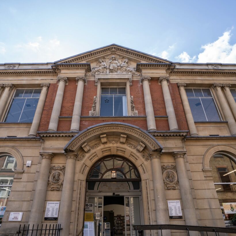 Teddington and Twickenham Libraries deploy self-service kiosks